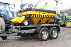 Our Solution - Gritting Services : Gritting Services